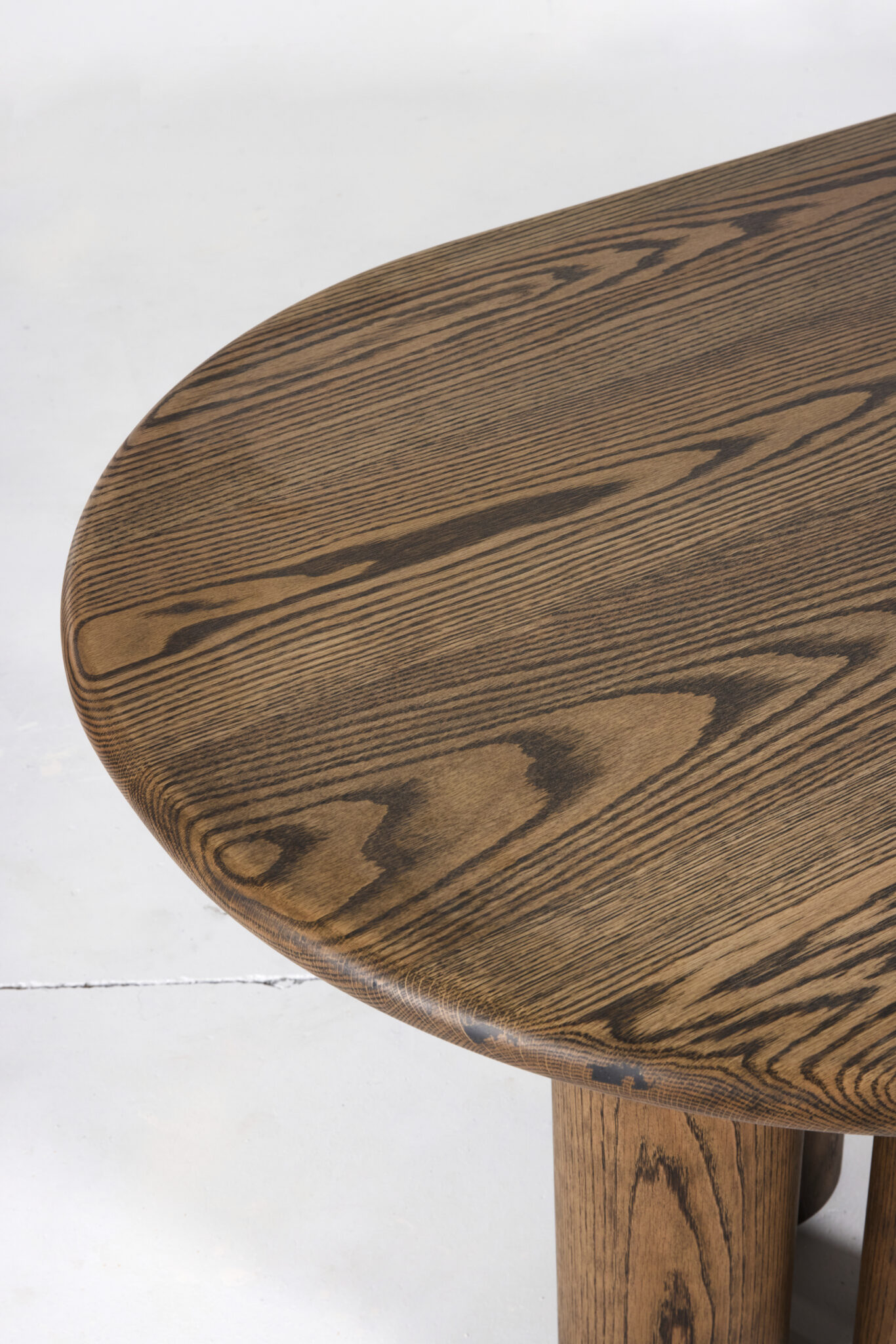 Pillar Dining Table | Arranmore Furniture